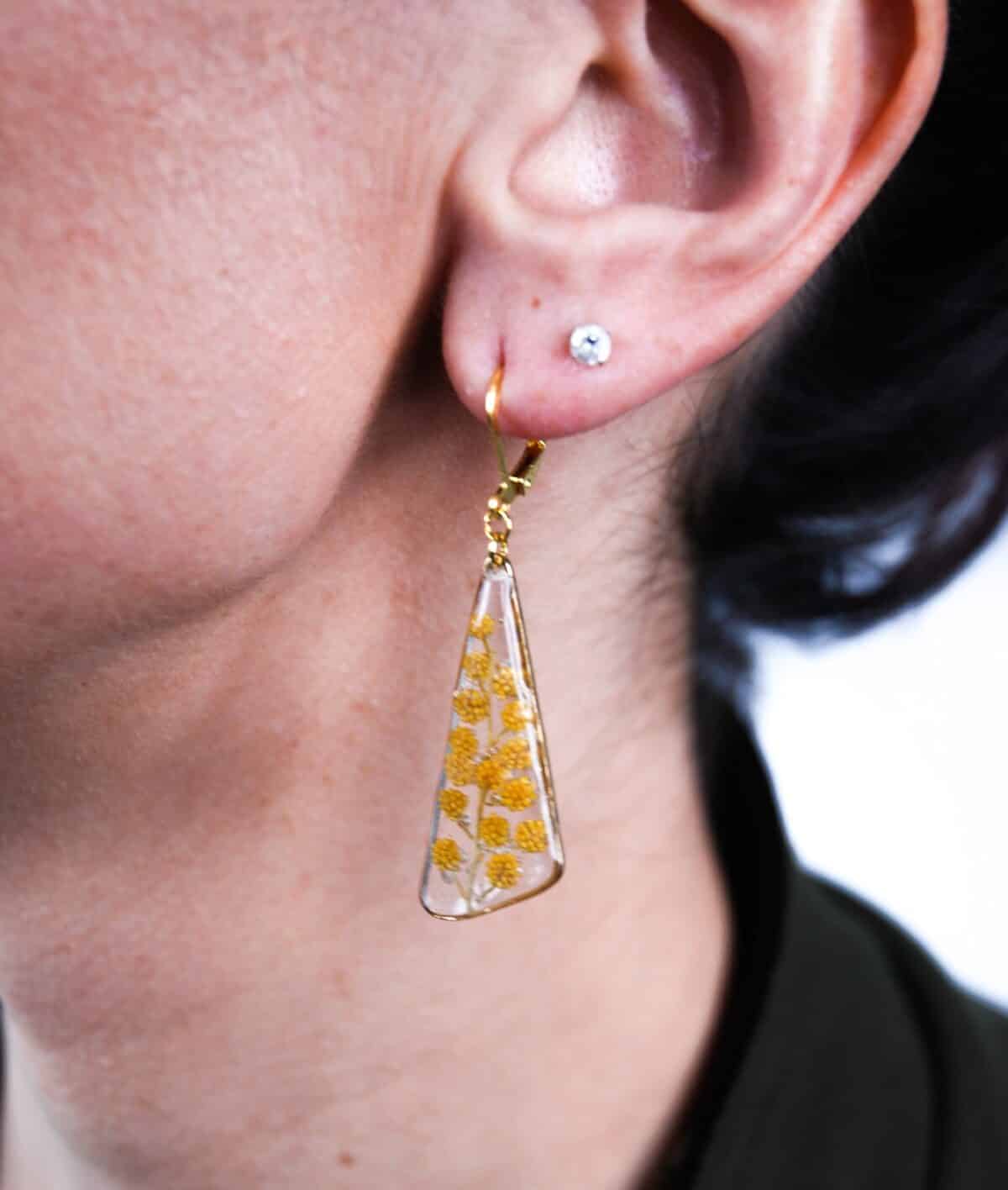 Boucles d'oreilles Triangle solaire de mimosa - Sèves Natura Design